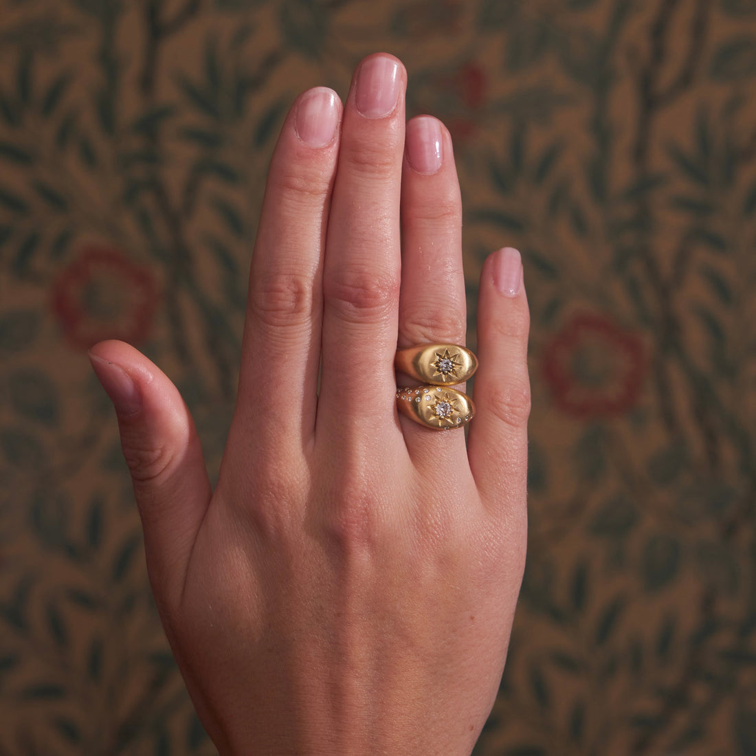 VICTORIAN STAR SIGNET RING – OPHELIA EVE JEWELRY